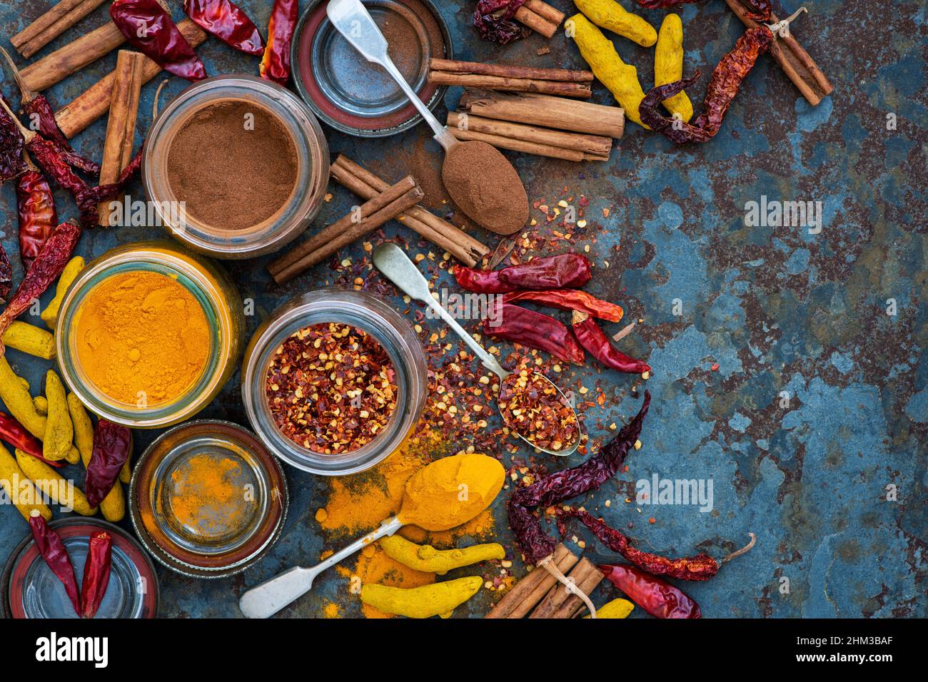 Colorful spice jars hi-res stock photography and images - Alamy