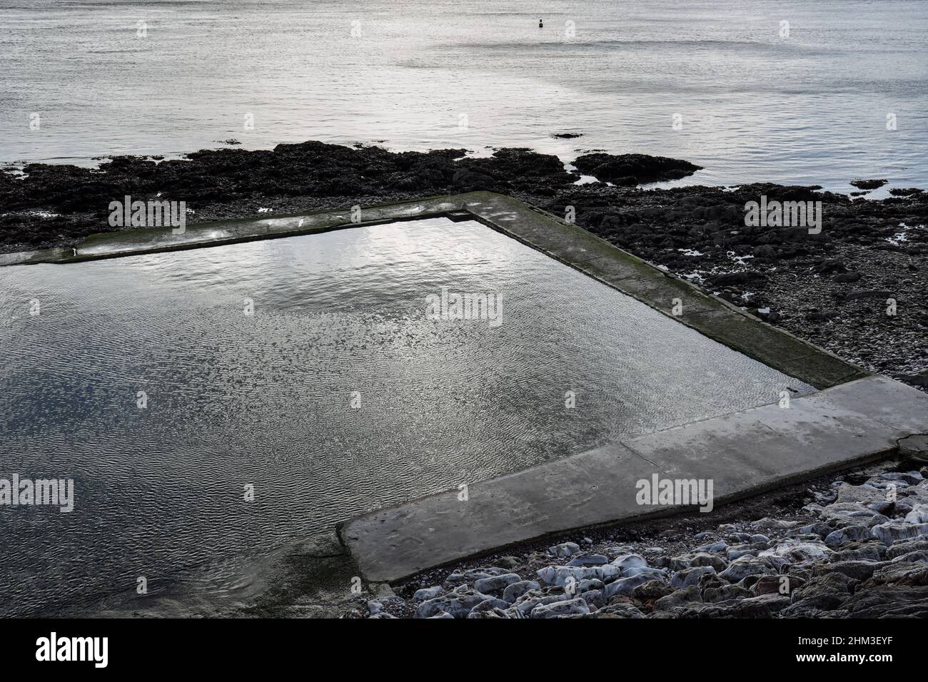 Tidal seawater swimming pool hi-res stock photography and images - Alamy