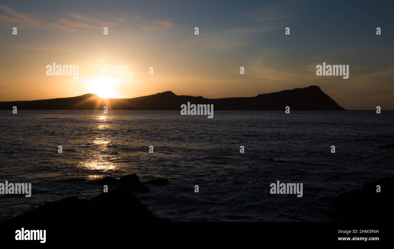 Three sisters sunset hi-res stock photography and images - Alamy