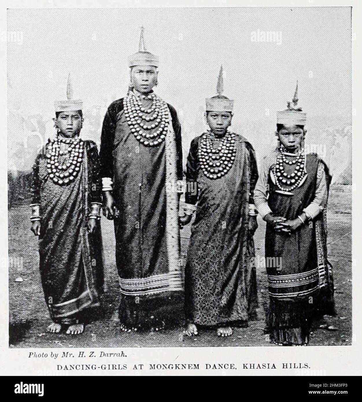 Traditional costumes india 19th century hi-res stock photography and ...