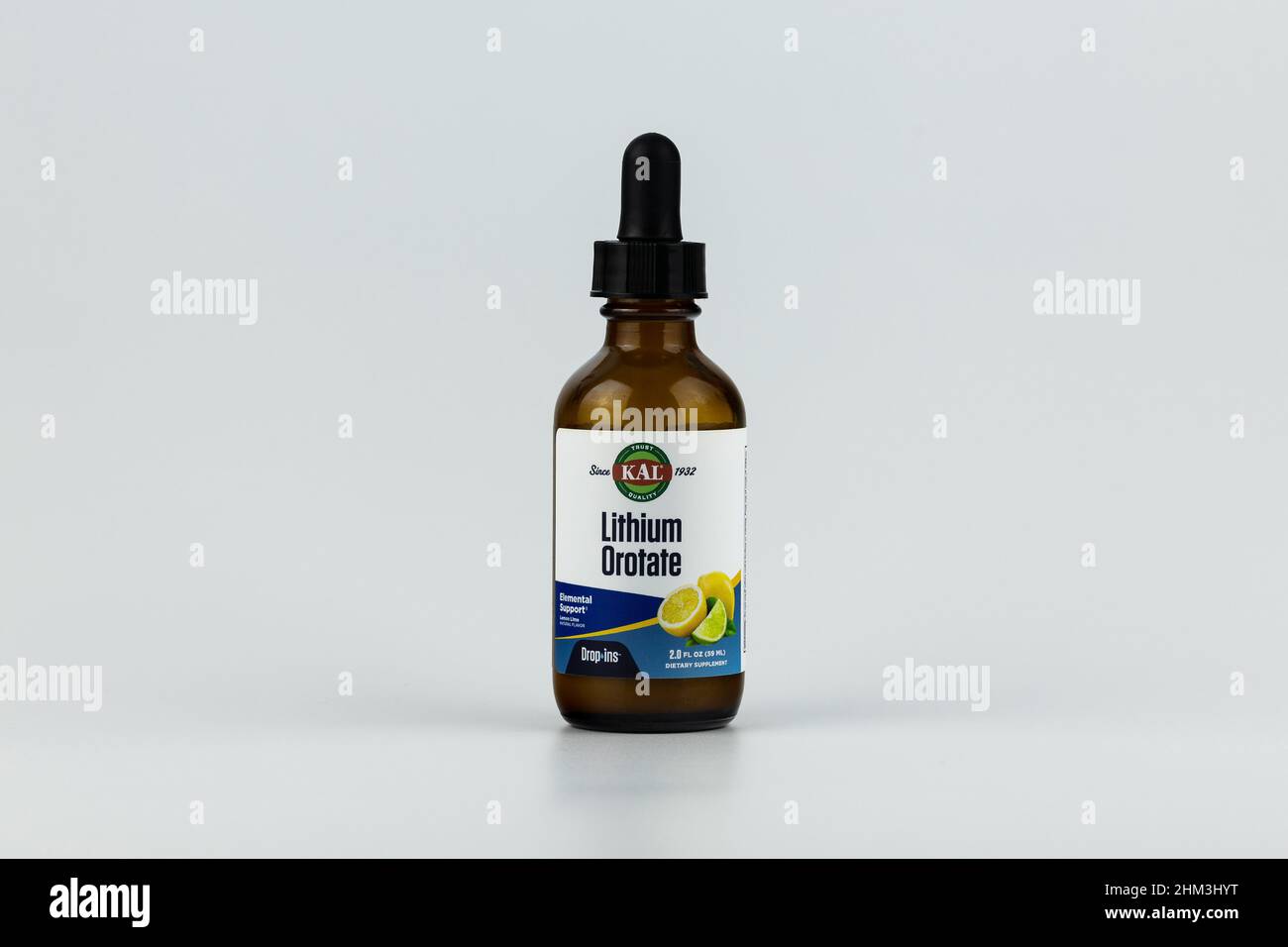 Lithium pill and bottle hi-res stock photography and images - Alamy