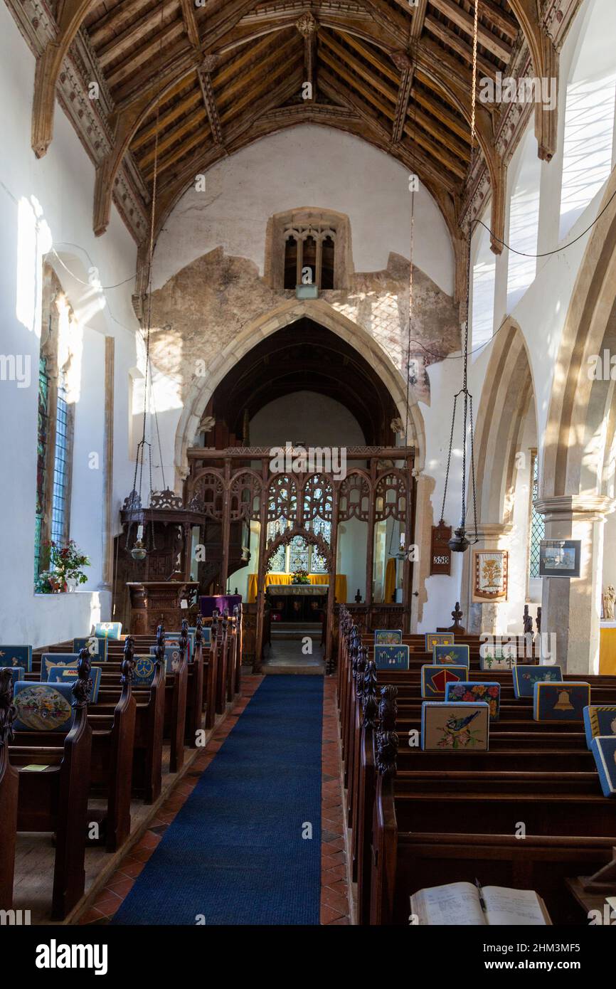 Wooden pews in nave, chancel arch, clerestory, rood screen, Yaxley ...