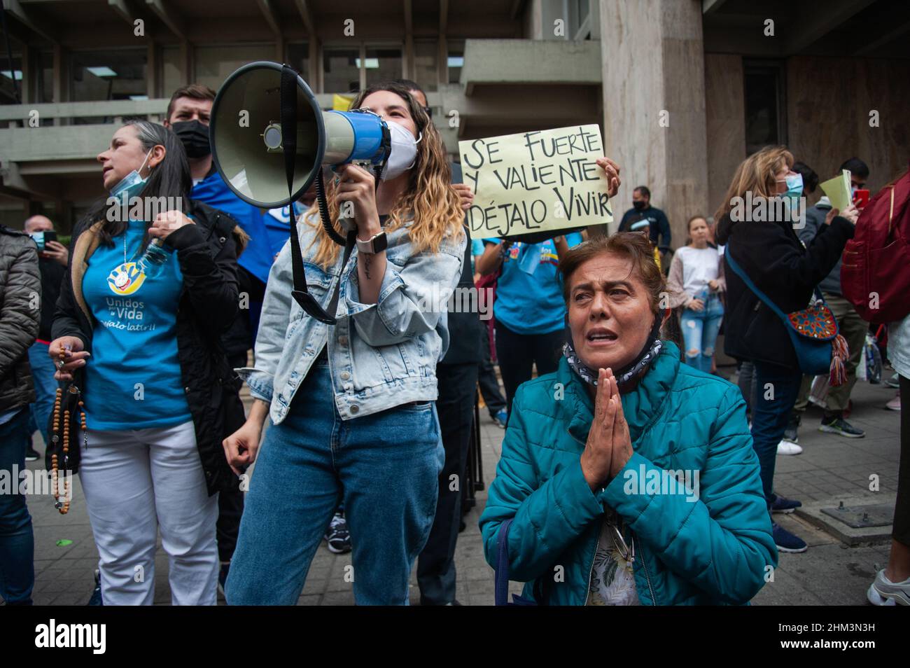 Anti-Abortion supporters demonstrate outside the Justice Palace as the ...