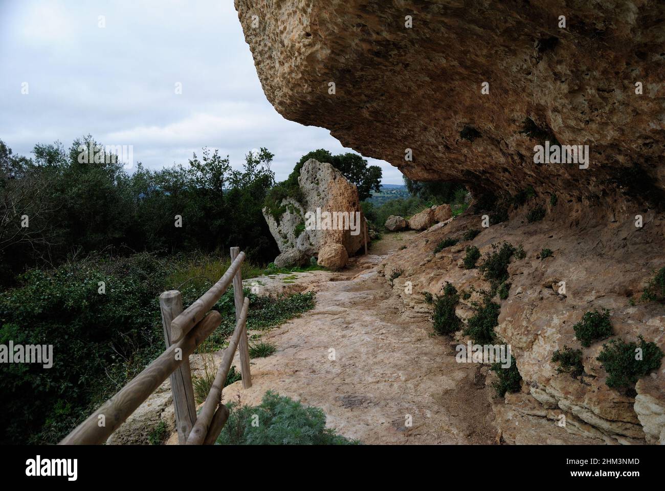 The path to Via Ferrata of the Queen Stock Photo - Alamy
