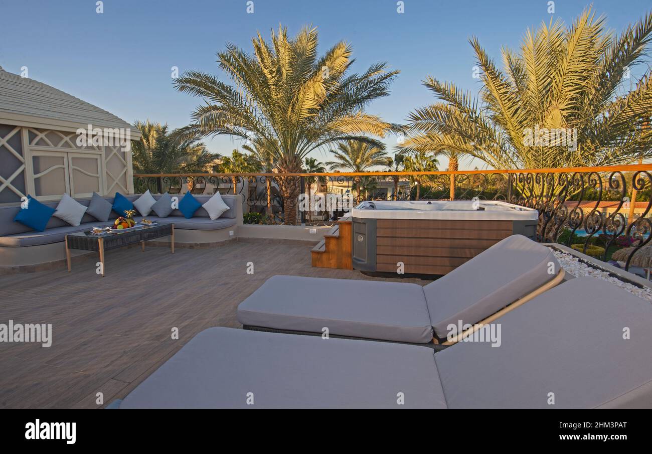 Roof terrace design hi-res stock photography and images - Alamy