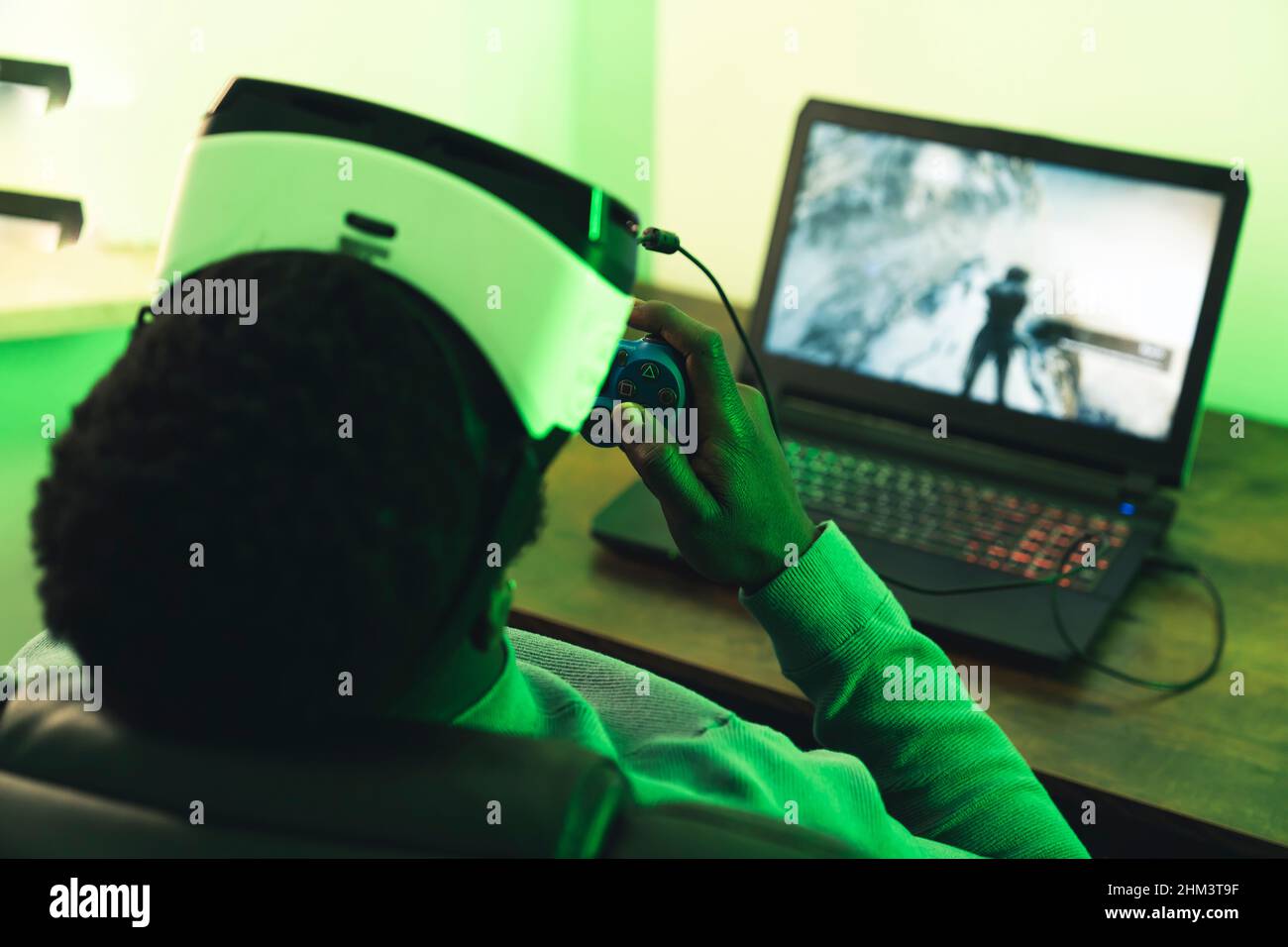 Computer vr hi-res stock photography and images - Alamy