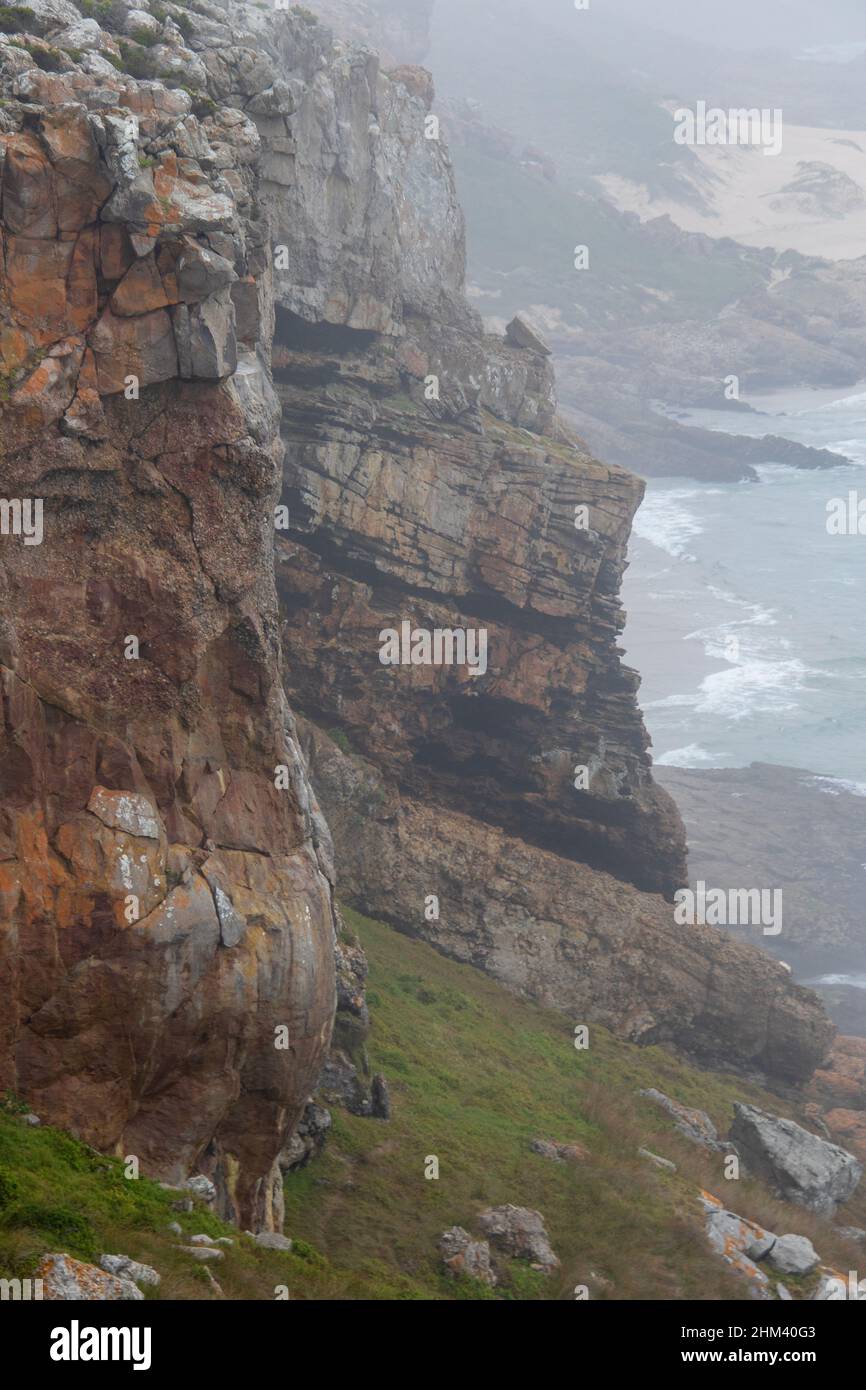 Mist covered rocks hi-res stock photography and images - Alamy