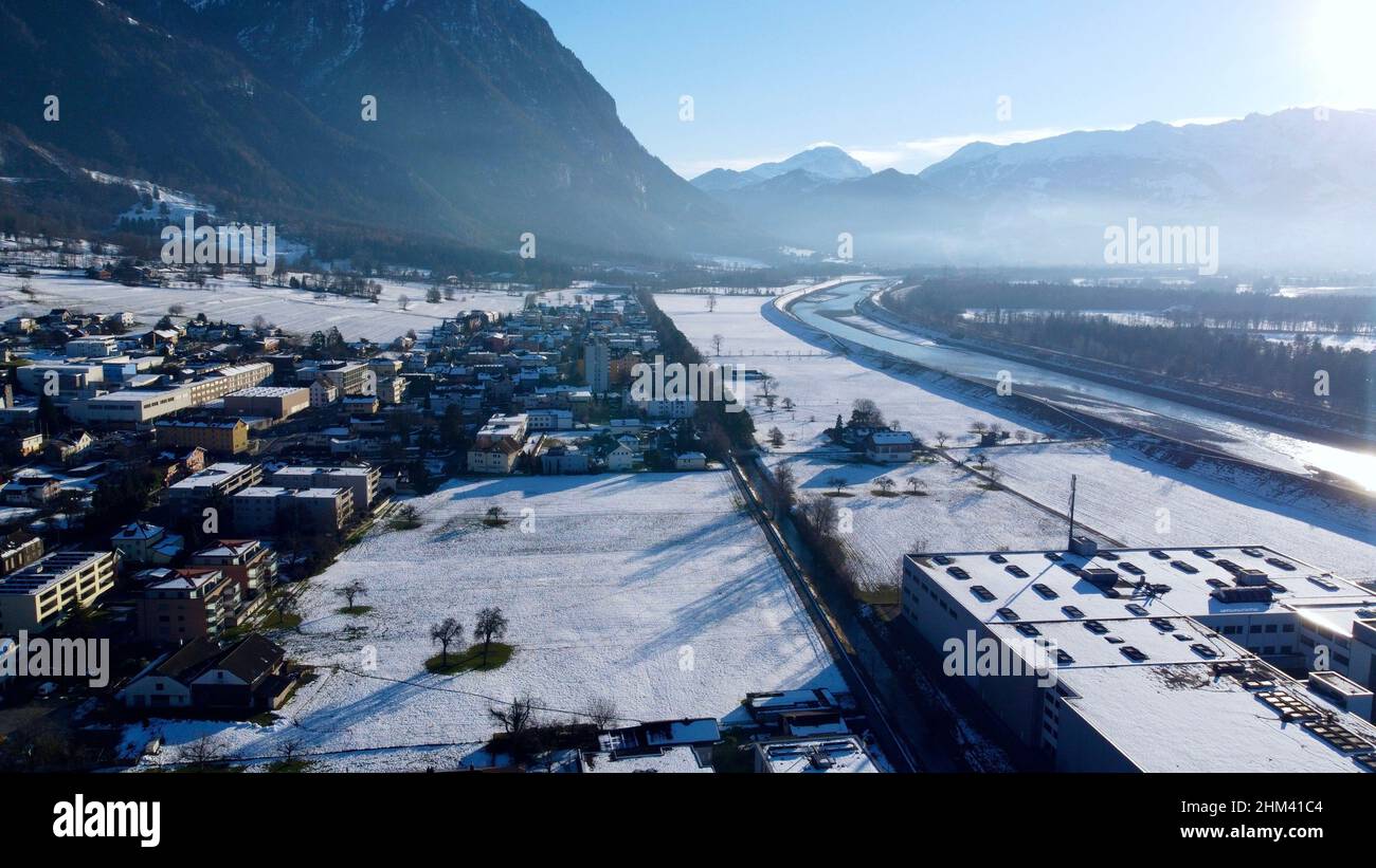 Nice shots hi-res stock photography and images - Alamy