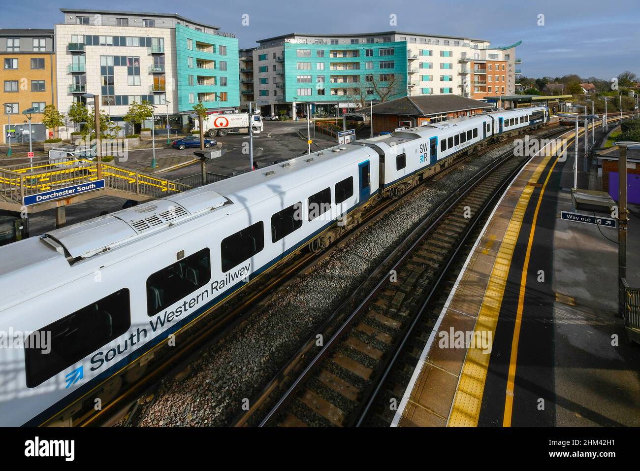 Dorchester, Dorset, UK. 7th February 2022. UK Weather. General view of ...