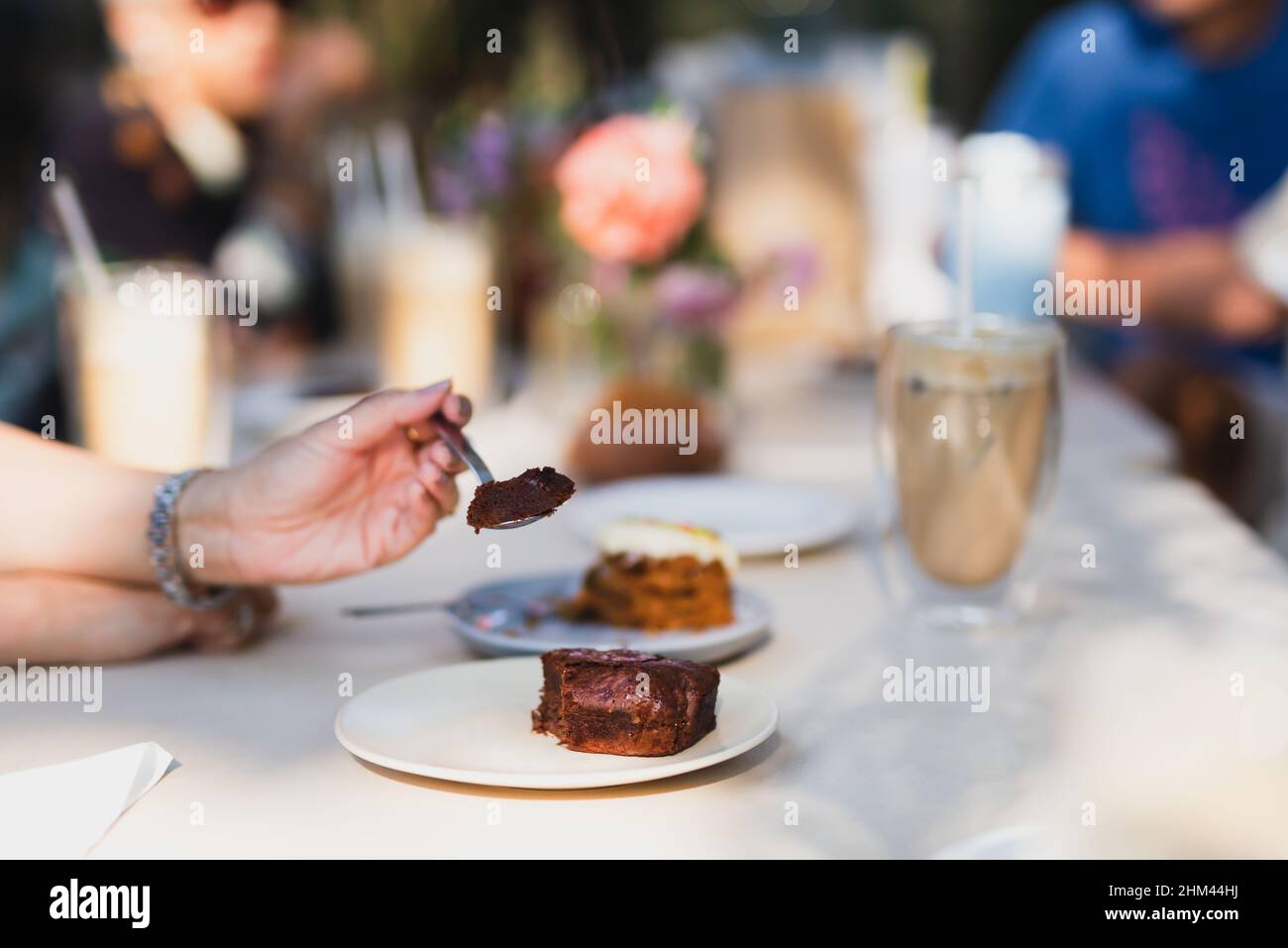 Man eating cake with his hands hi-res stock photography and images - Alamy