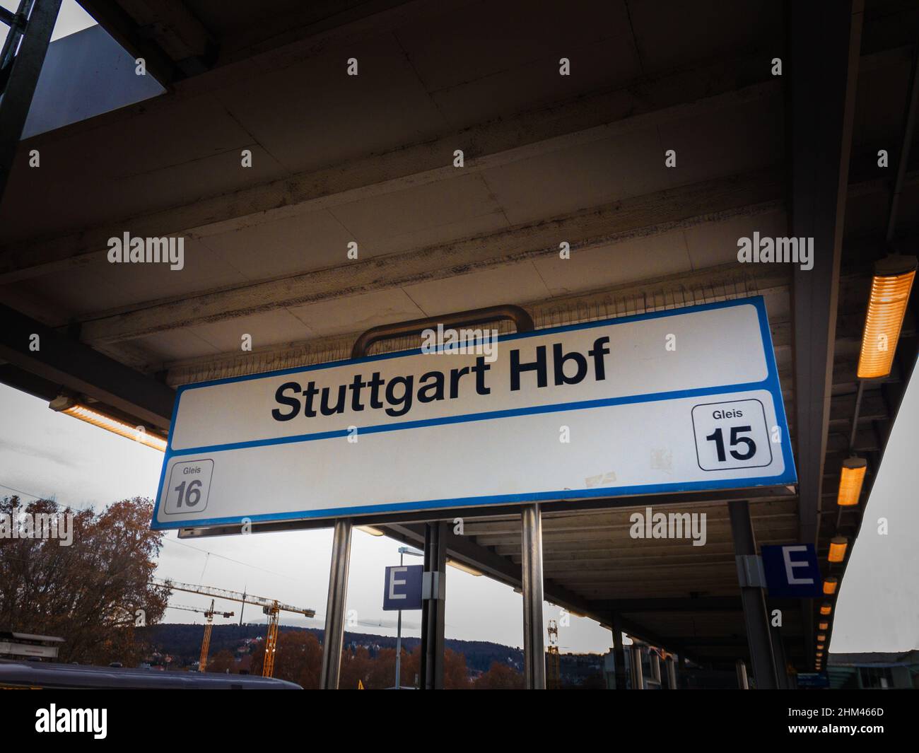 Stuttgart central station hi-res stock photography and images - Alamy