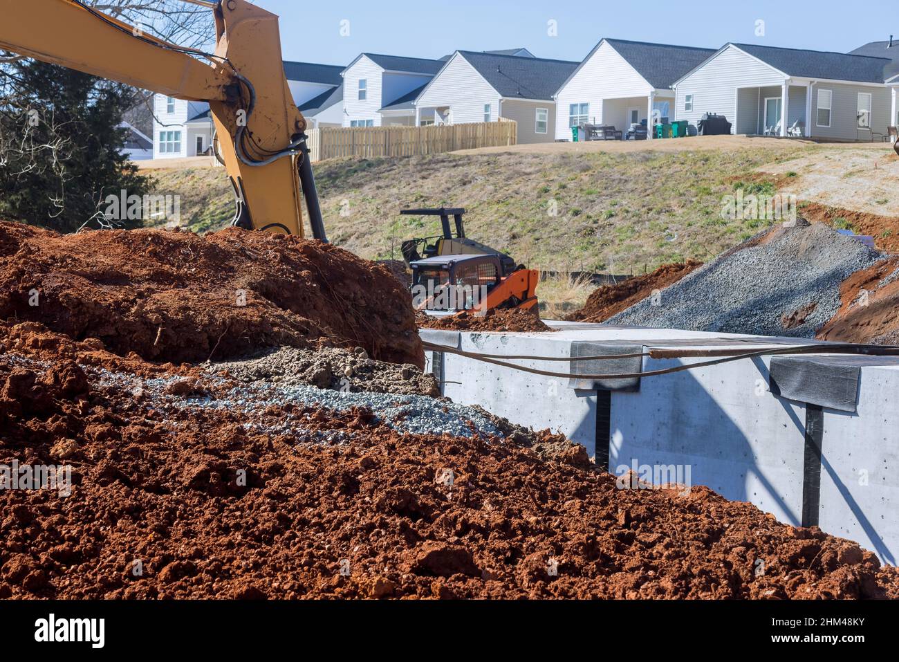 Construction structure of road bridge with above drainage water canal ...