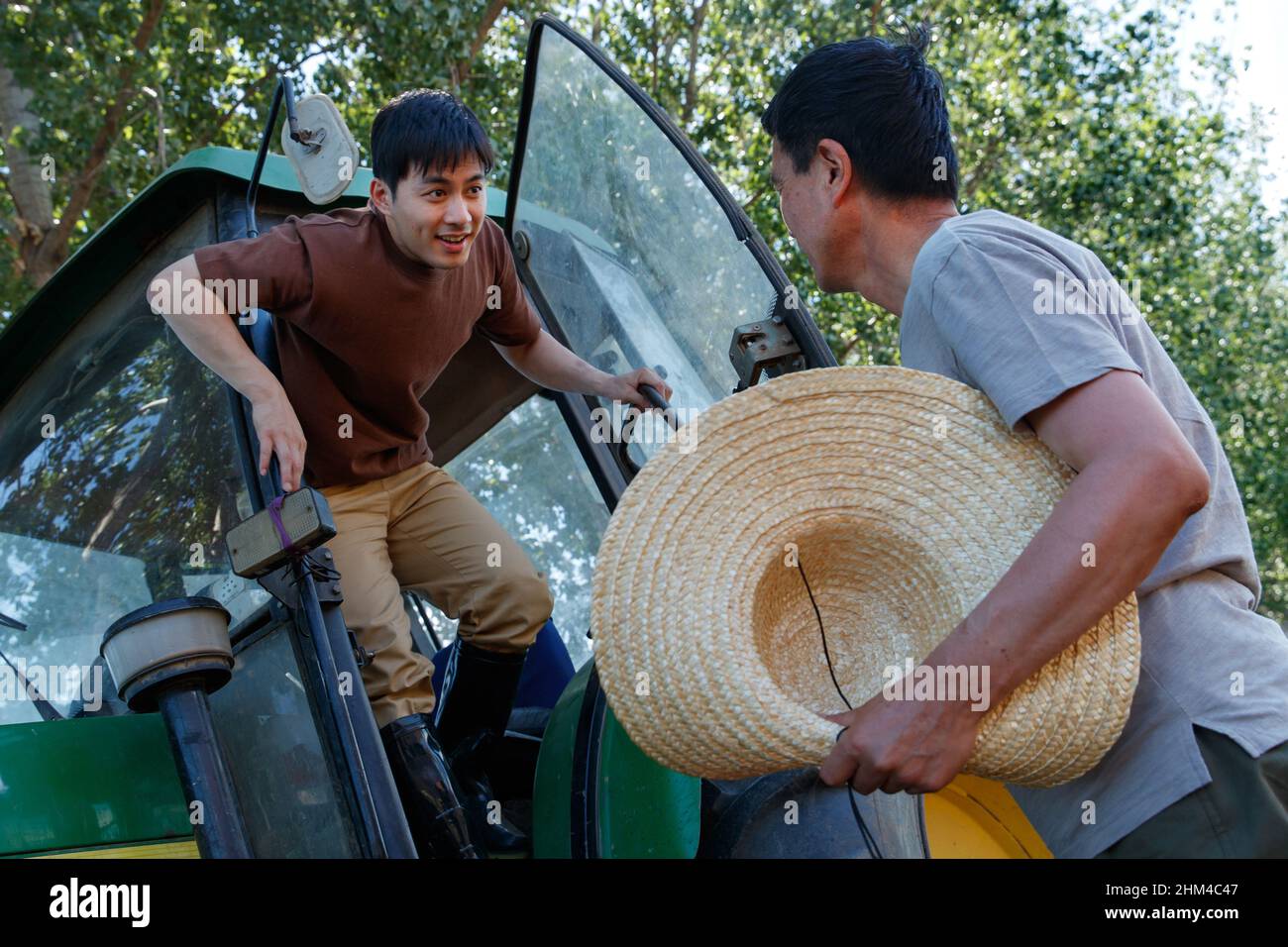 Farmer communicates hi-res stock photography and images - Alamy