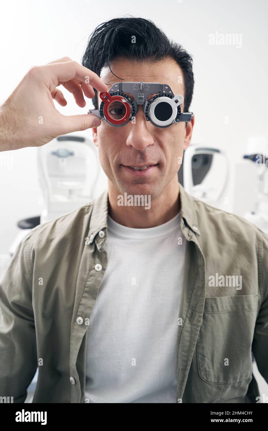 Man on vision diagnostics hi-res stock photography and images - Alamy