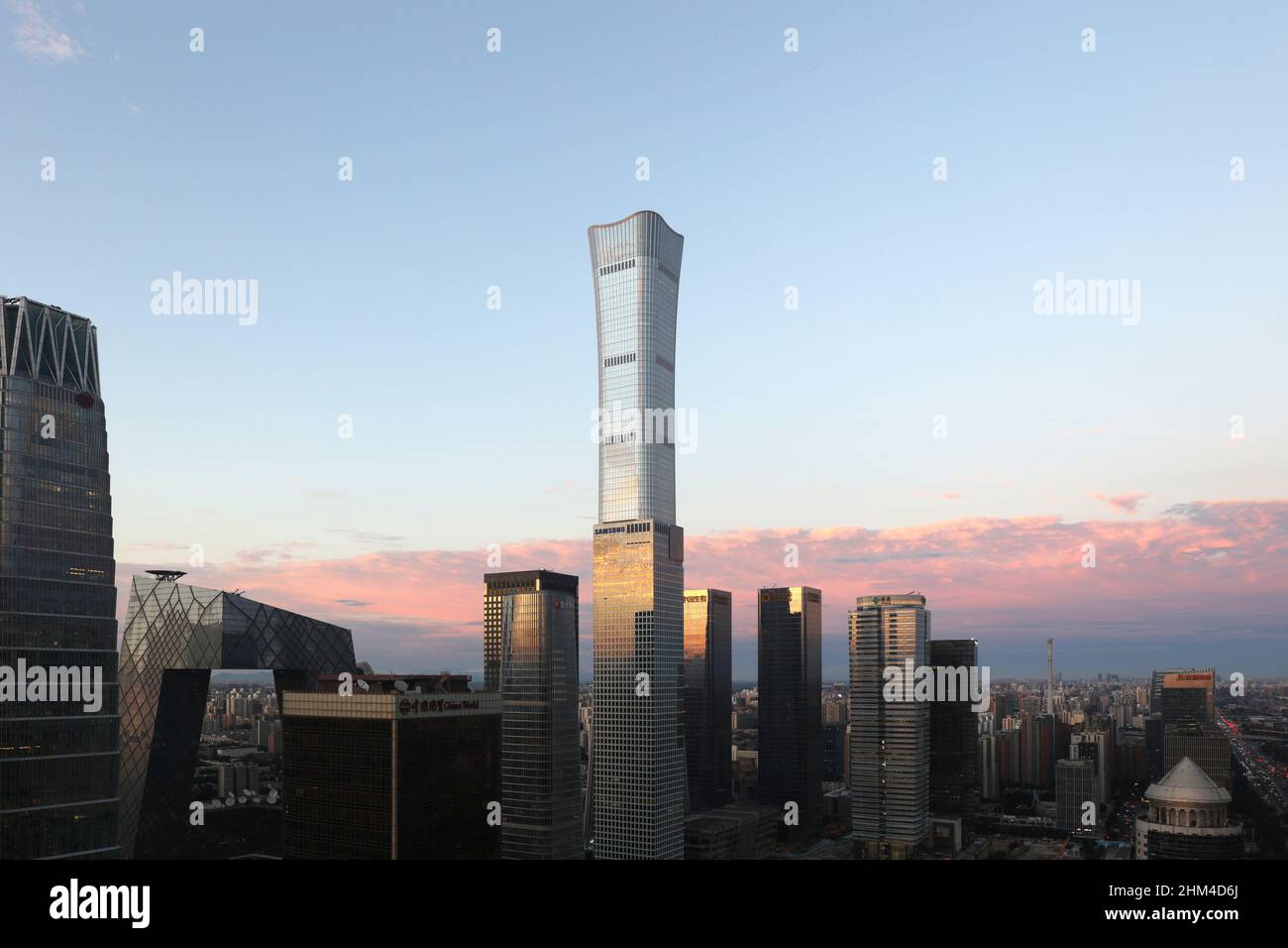 Business building downtown downtown scenic spots hi-res stock ...