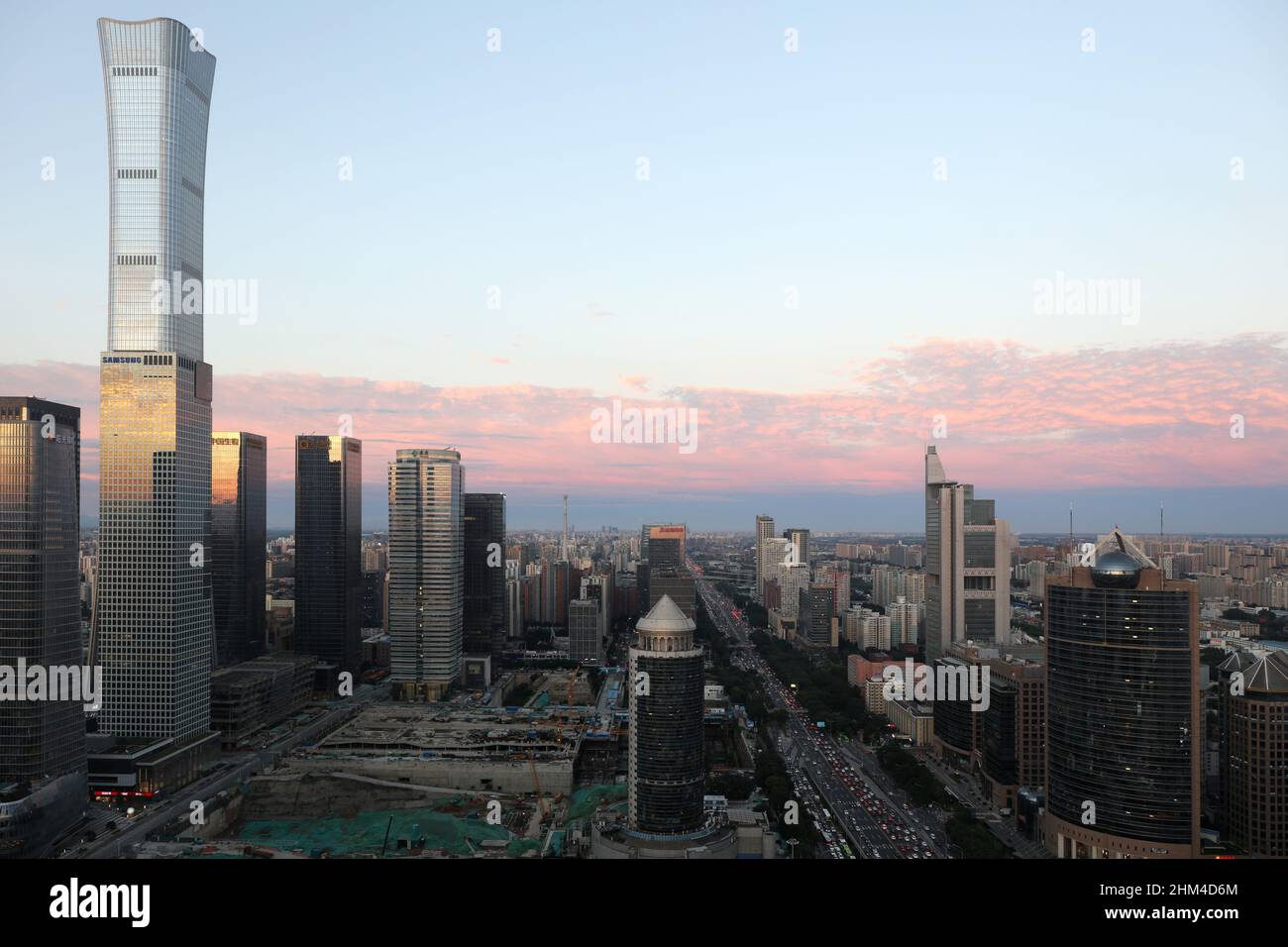 Business building downtown downtown scenic spots hi-res stock ...