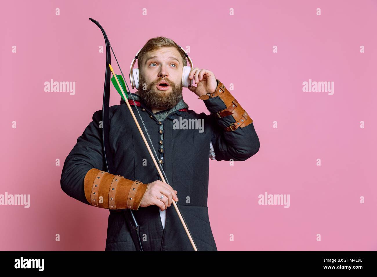 Bearded medieval warrior hi-res stock photography and images - Alamy