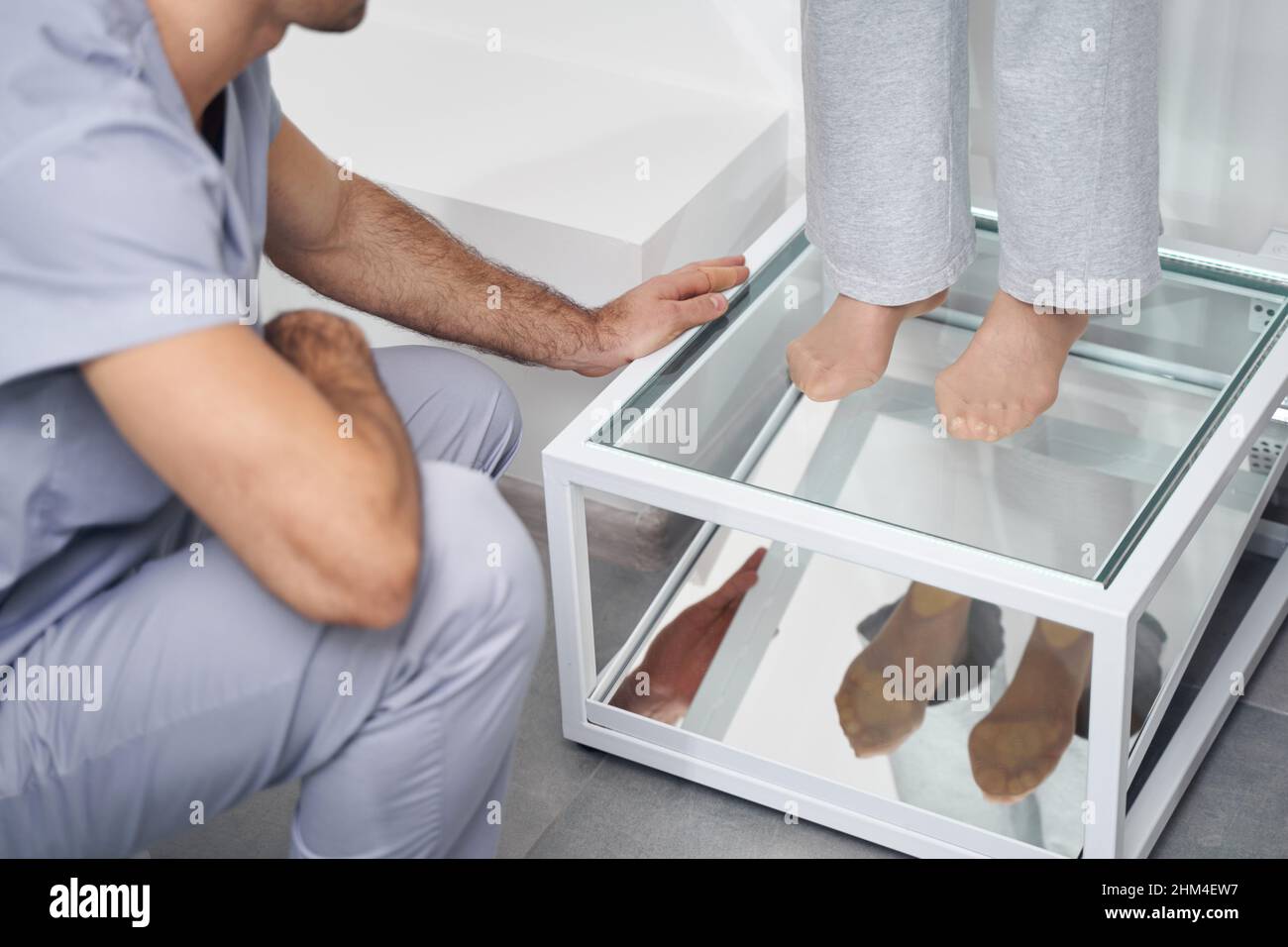 Man check foot hi-res stock photography and images - Alamy