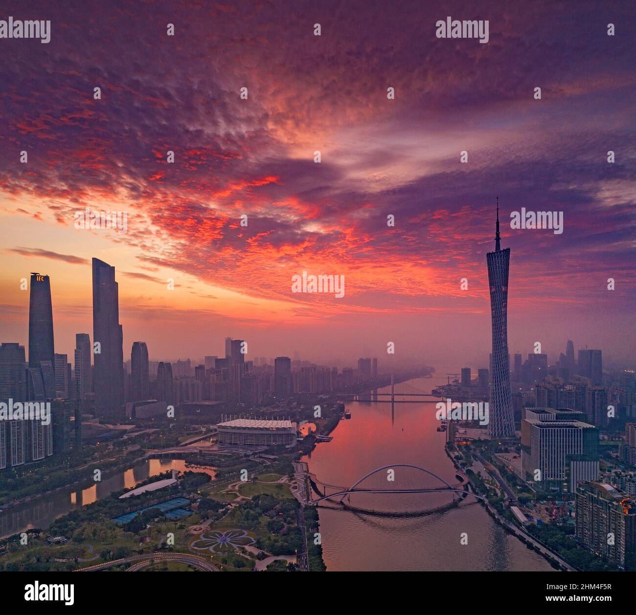 Guangzhou sunrise and guangzhou tower hi-res stock photography and ...