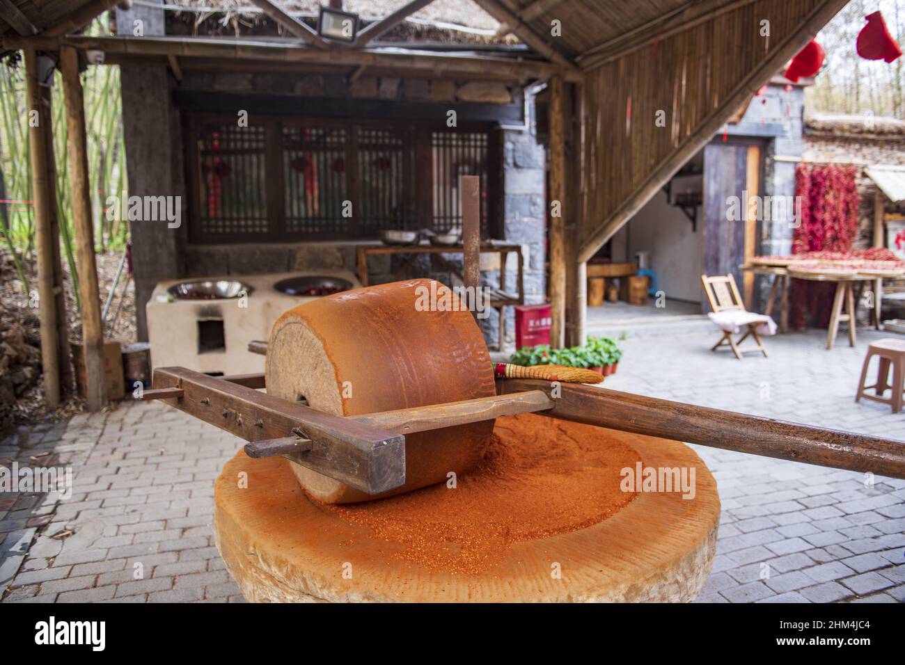 Bamboo dwellings hi-res stock photography and images - Alamy