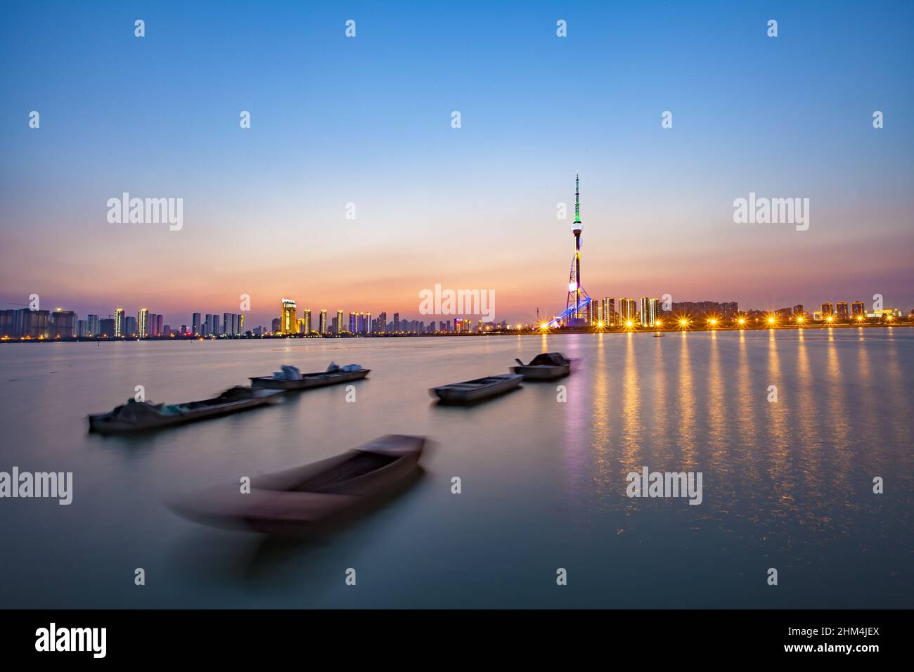 Linyi city hi-res stock photography and images - Alamy
