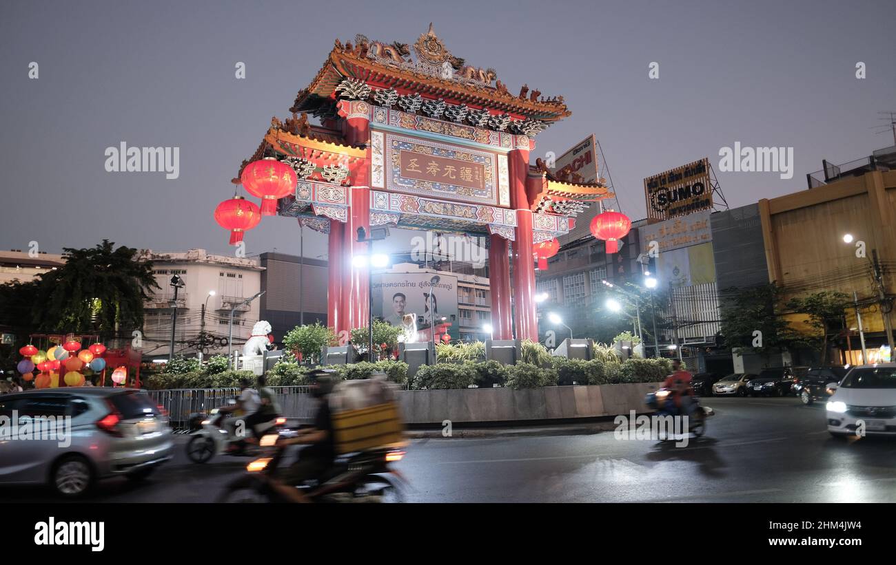 Tiger and tourist and thailand hi-res stock photography and images - Alamy