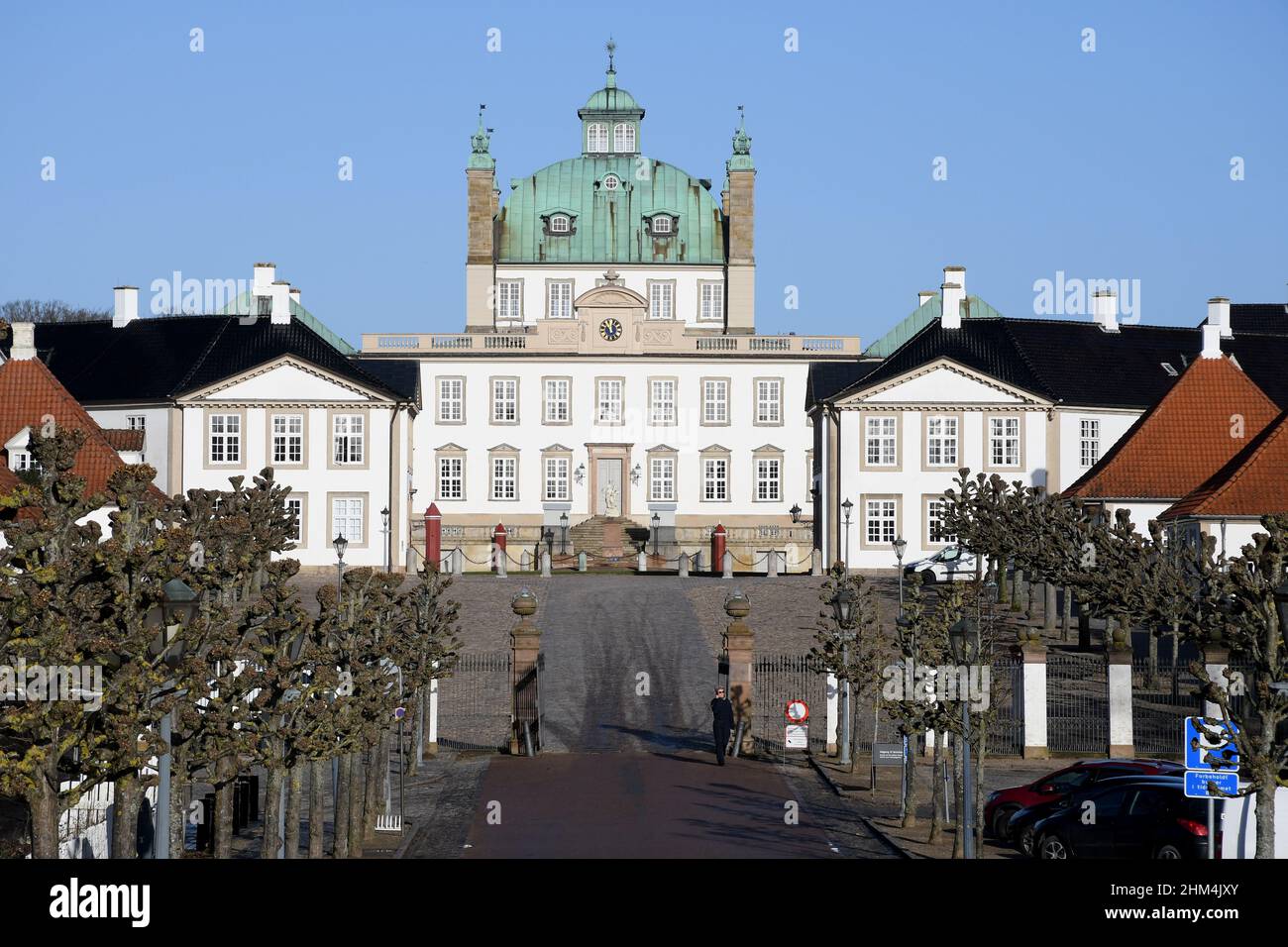 Freedens palace hi-res stock photography and images - Alamy