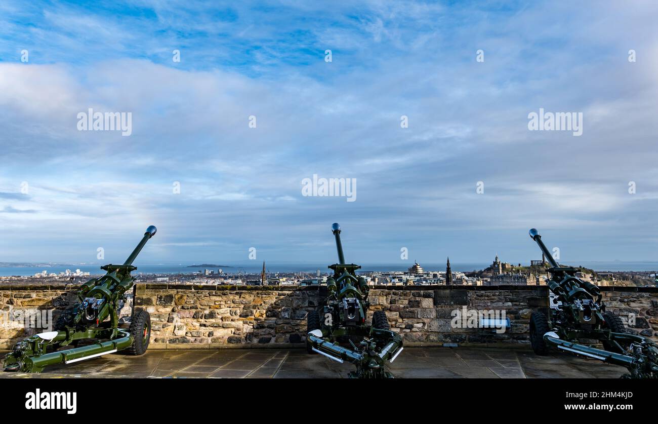Edinburgh, Scotland, UK, 7th February 2022. UK Weather: sunshine and ...
