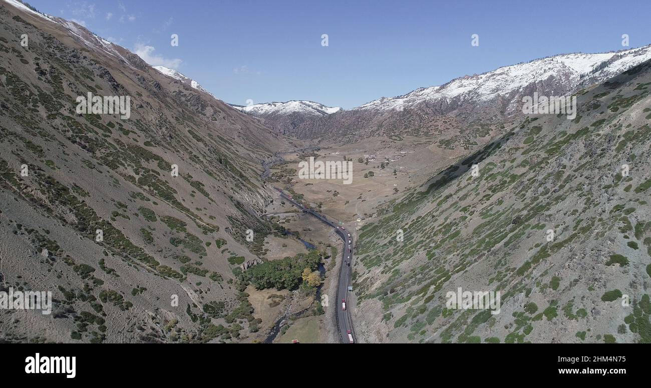 The mountain basin hi-res stock photography and images - Alamy