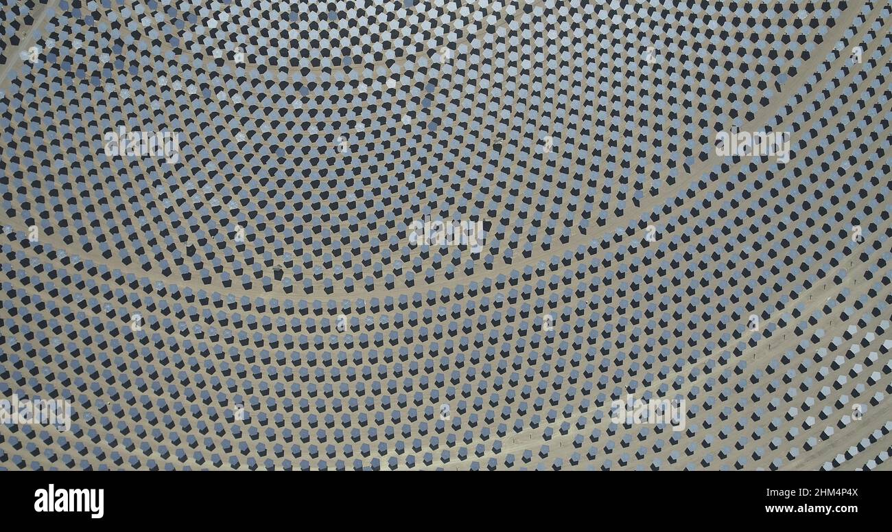 Heliostat hi-res stock photography and images - Alamy