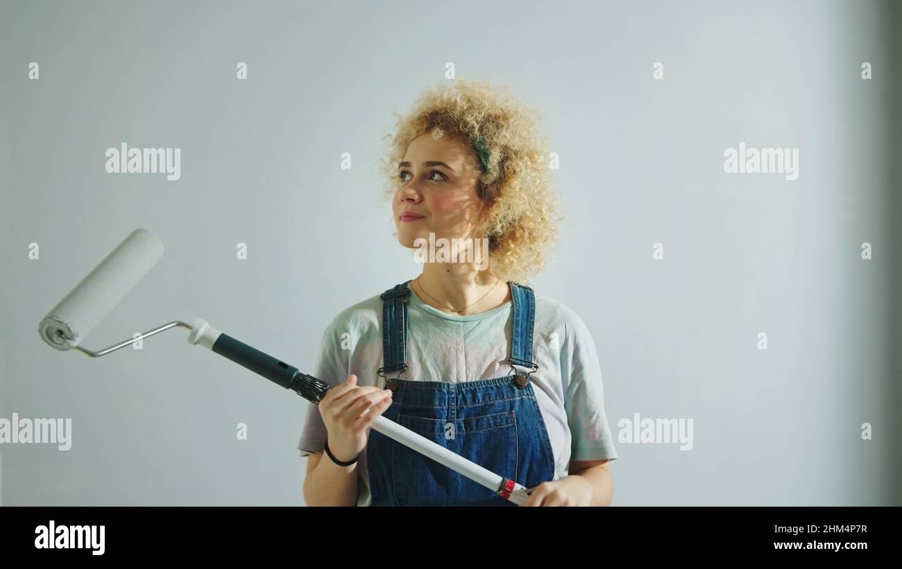 Confused female construction hi-res stock photography and images - Alamy
