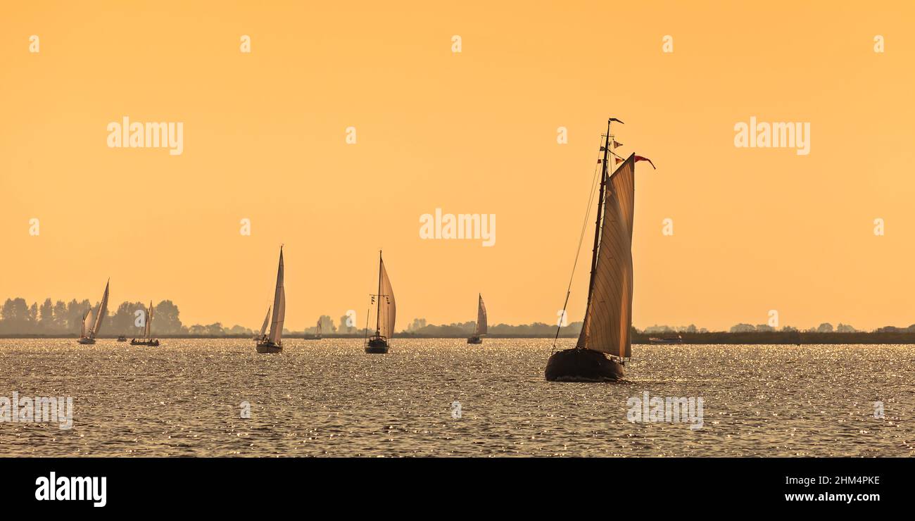 Dutch sailing ships hi-res stock photography and images - Alamy