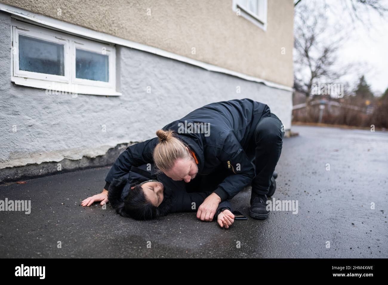 Unconscious woman hi-res stock photography and images - Alamy