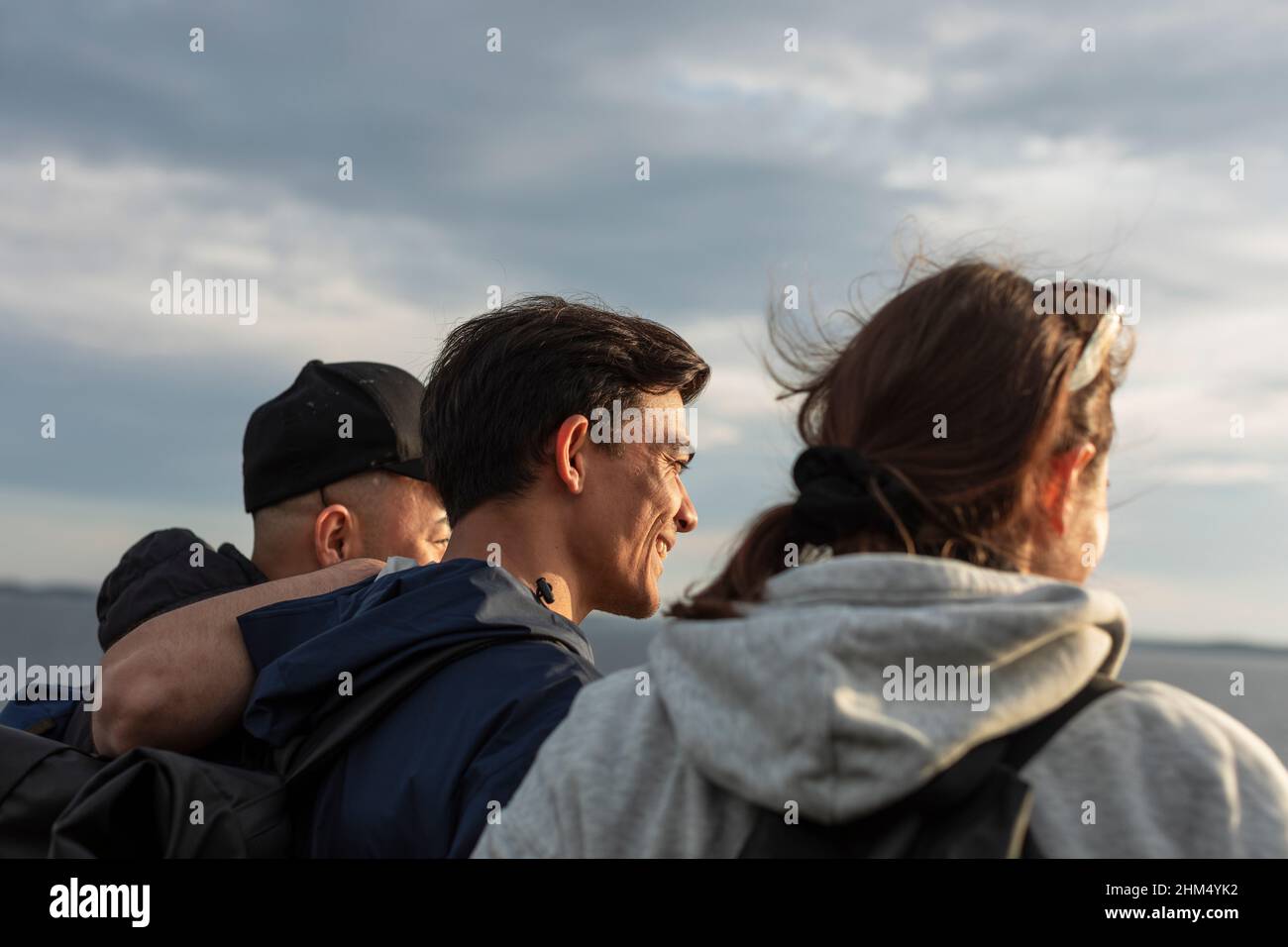 Friends activities hi-res stock photography and images - Alamy