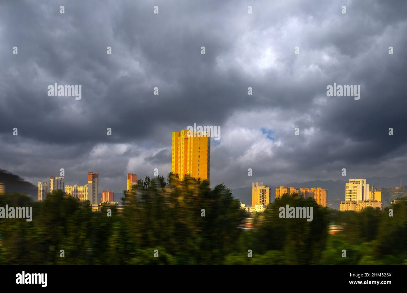 Heavy rain outside city hi-res stock photography and images - Alamy