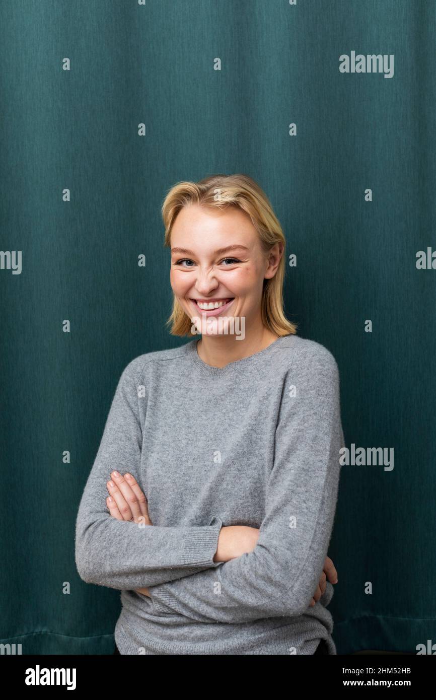 Real people looking at camera hi-res stock photography and images - Alamy