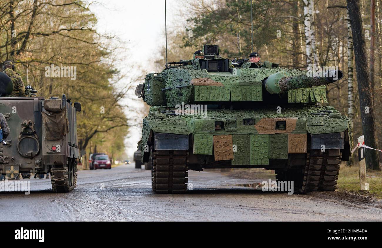 Munster, Germany. 07th Feb, 2022. A Bundeswehr Leopard 2 A7V main ...