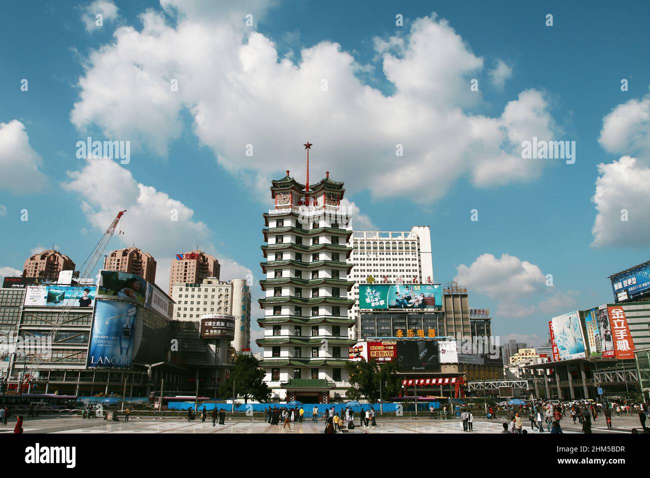 Erqi square zhengzhou hi-res stock photography and images - Alamy