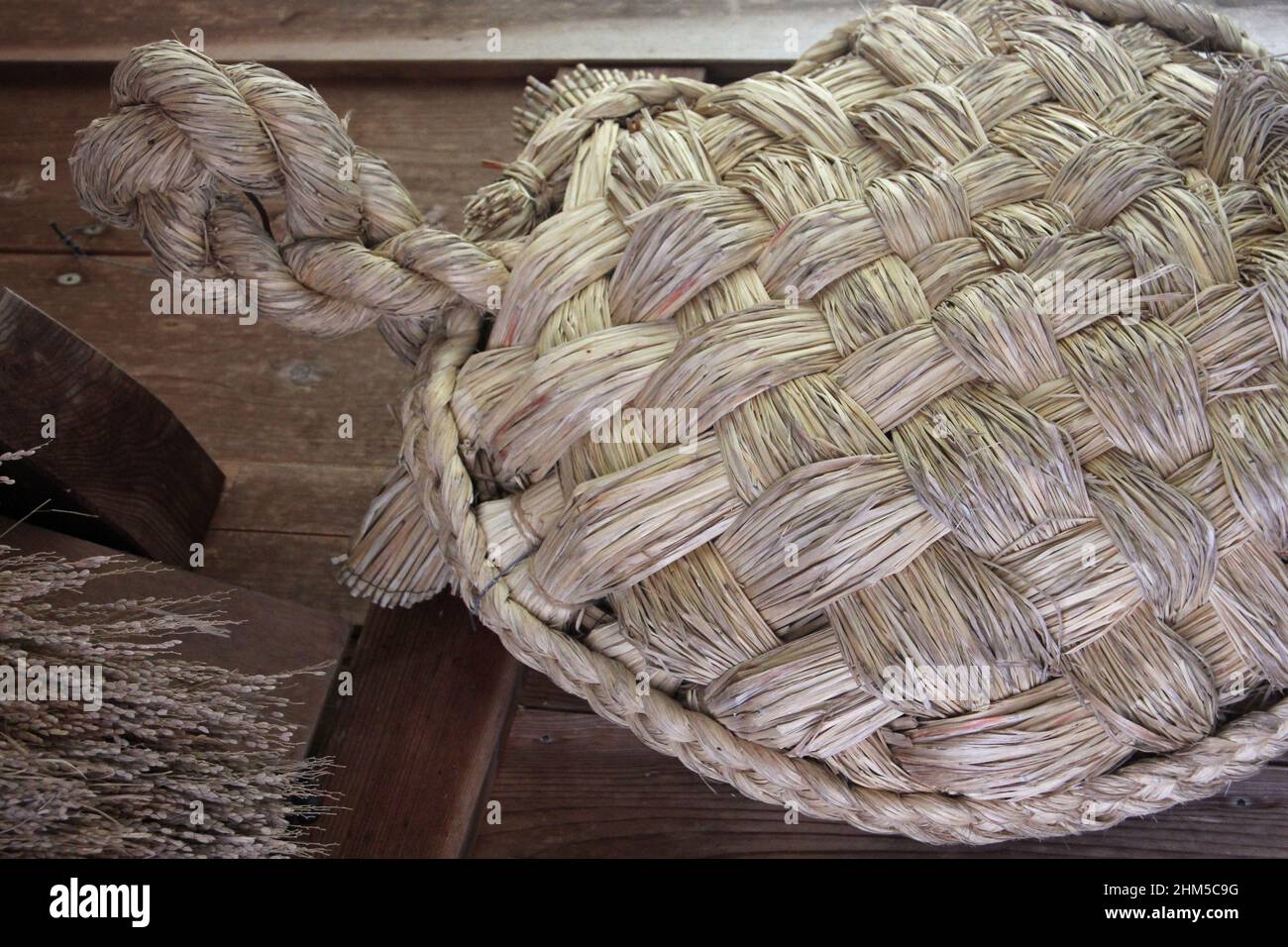 Straw rope and japan hi-res stock photography and images - Alamy