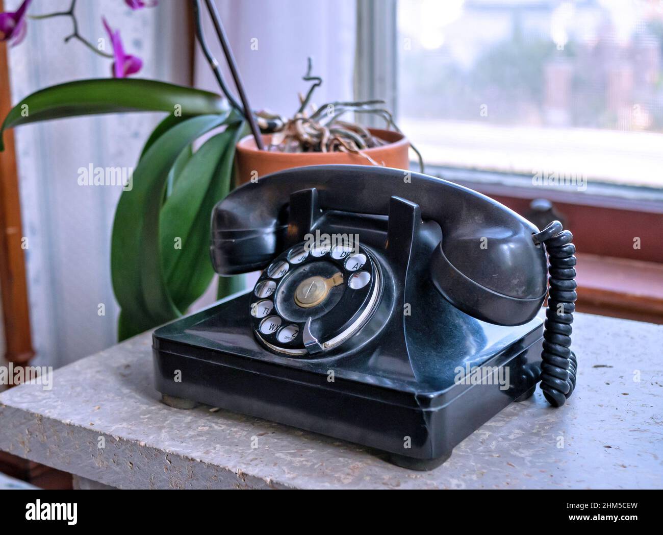Black Telephone Table