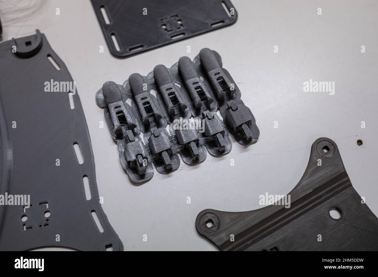 Bionic arm 3d printed hi-res stock photography and images - Alamy
