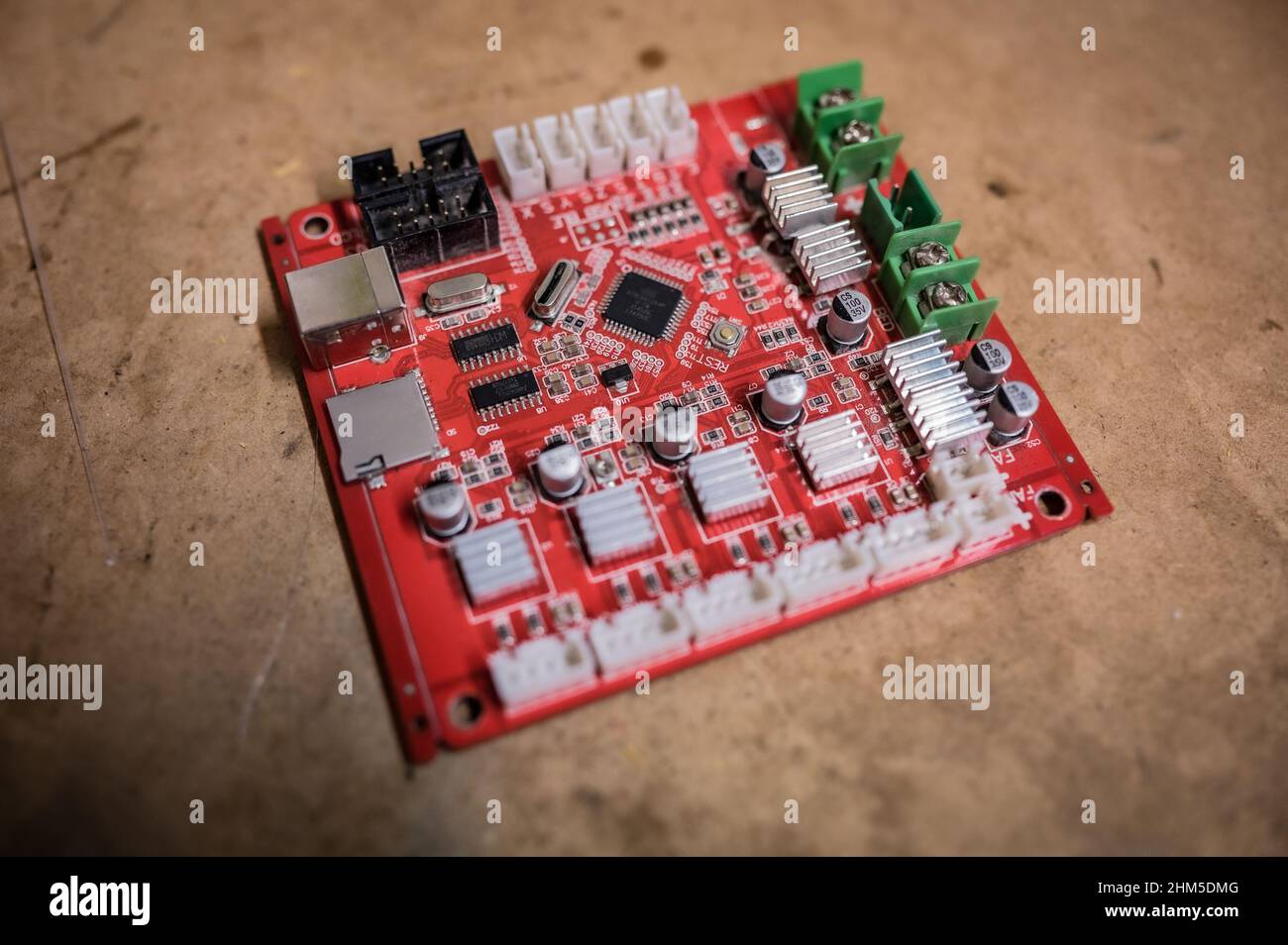 3D printer chips on table Stock Photo - Alamy
