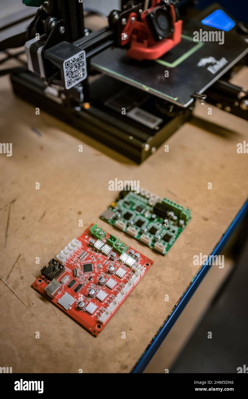 Circuit board printer hi-res stock photography and images - Alamy