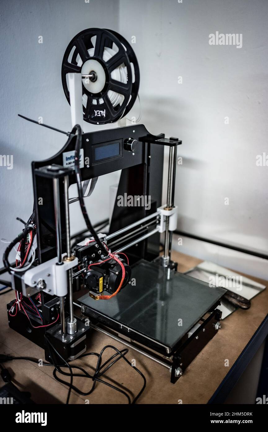 3d printer hi-res stock photography and images - Alamy