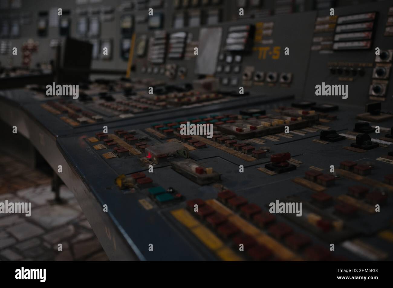 The Chernobyl Nuclear Power Plant still helps distribute electricity ...