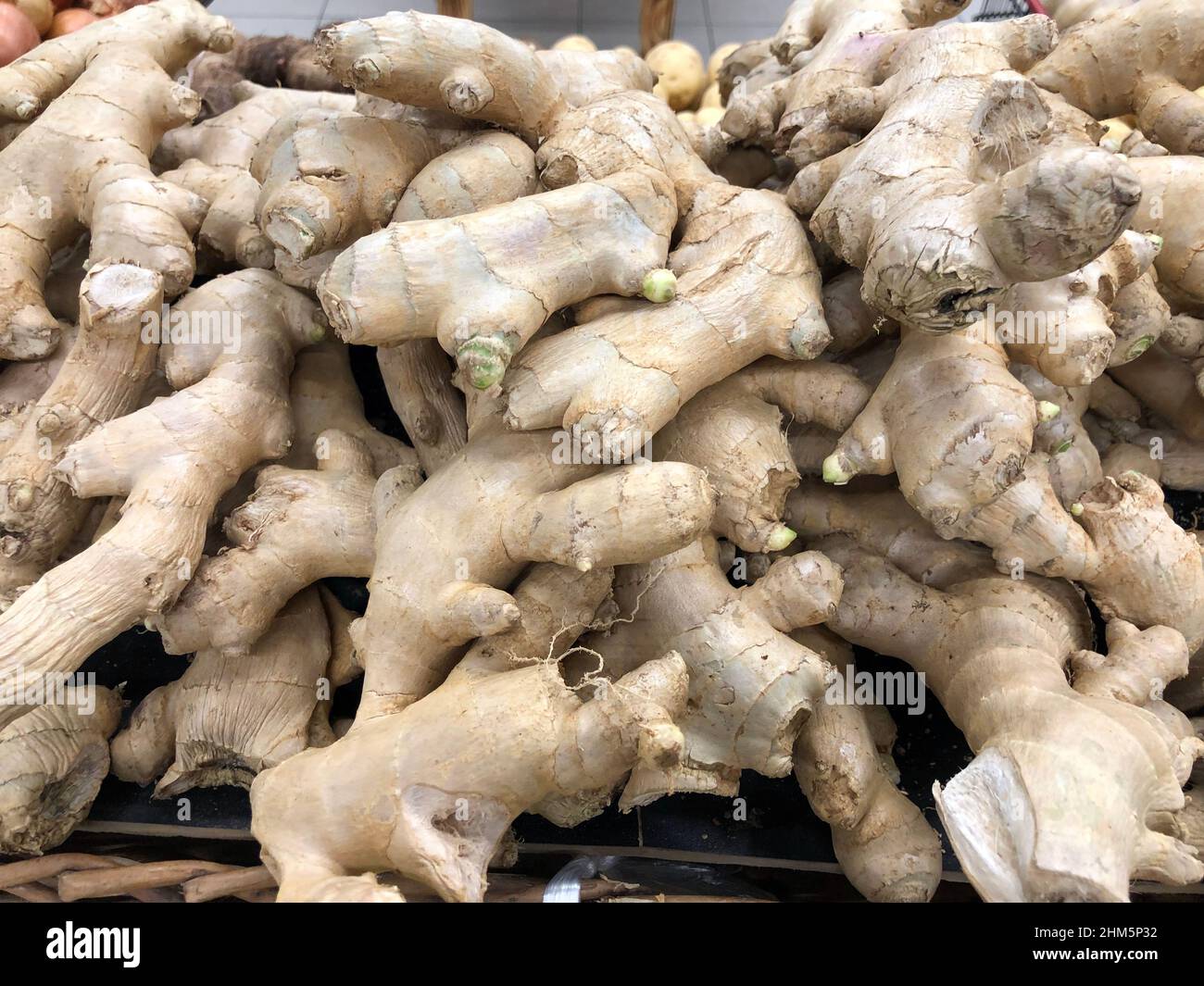 Ginger in the supermarket, inside the basket Stock Photo - Alamy