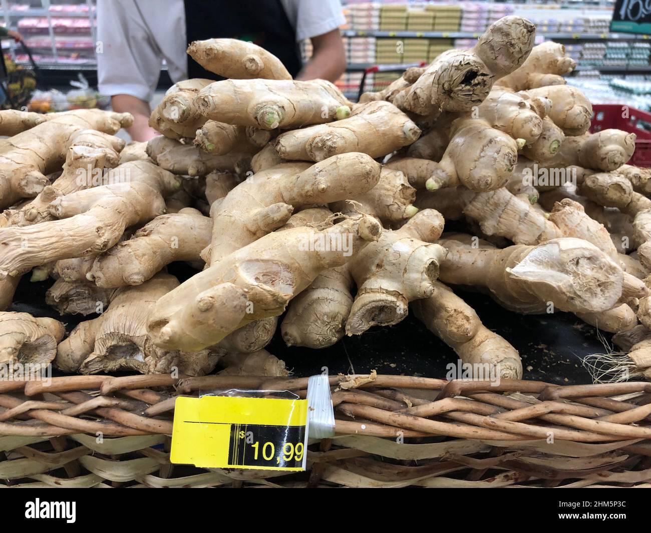 Ginger in the supermarket, inside the basket Stock Photo - Alamy