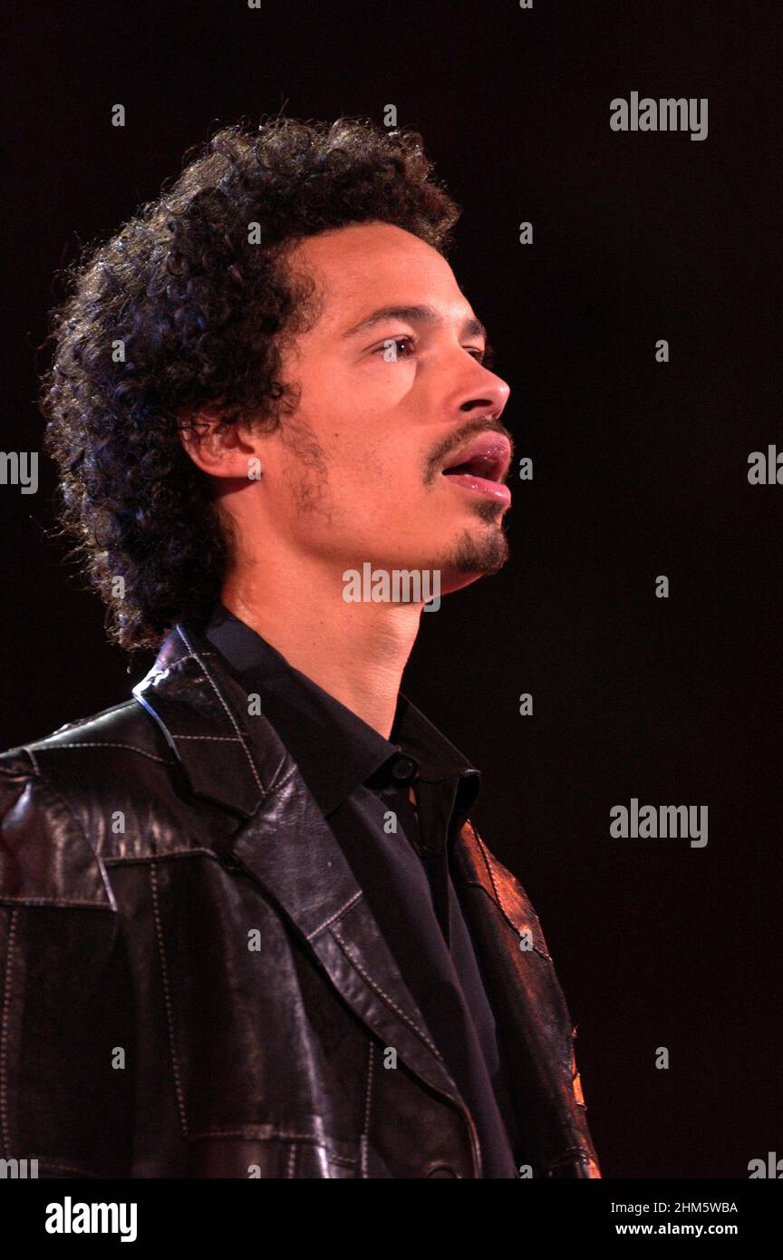 Verona Italy 2003-09-20 : Live concert of singer Eagle-Eye Cherry ...