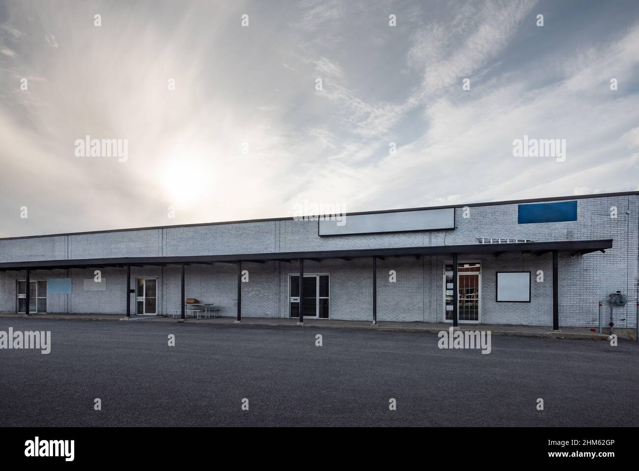 Generic exterior hi-res stock photography and images - Alamy