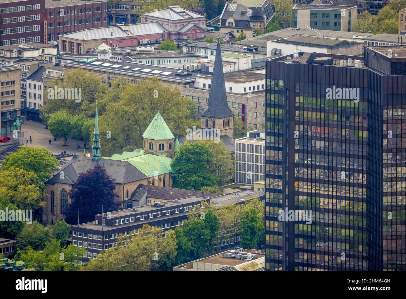 City hall and essen cathedral hi-res stock photography and images - Alamy